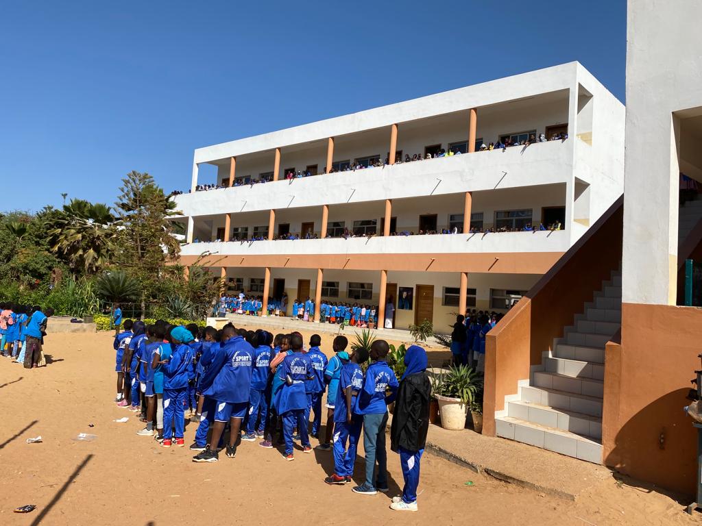 Don de livres pour l’école de Dakar – Maristes en Education